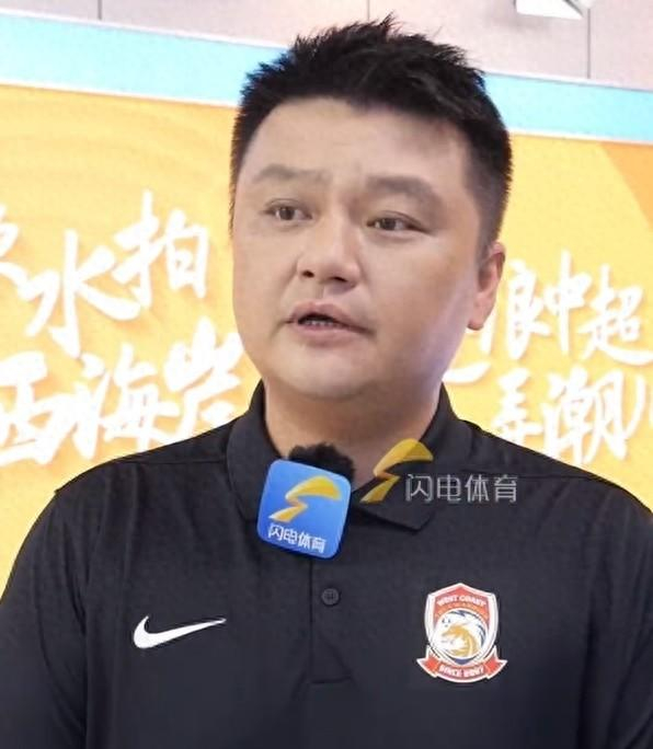 s8sp海外浏览器_开庖郭襄 - 青岛西海岸俱乐部董事长谈韩鹏：顶住压力，目前成绩给他打90分