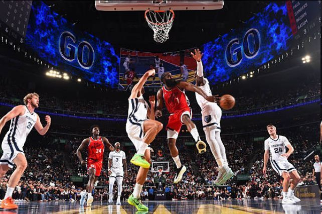 快船遭灰熊逆转 近14战仅2胜！替补仅15分 小卡轰39分仍带不动|洛杉矶快船队|孟菲斯灰熊|科怀-伦纳德|篮板|詹姆斯·哈登_新浪新闻