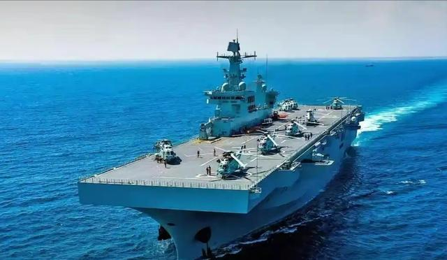 100多艘中国军舰出动，075两栖打击群南下，外军突然就客客气气|澳大利亚|中国海军|075|日本_新浪新闻