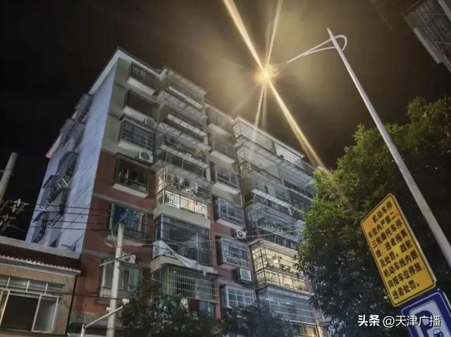 最新 | 今天开庭！男子离婚冷静期毒杀儿女！__财经头条__新浪财经