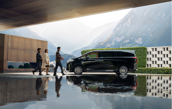 车机生态竞争力:高通/鸿蒙/安卓平台应用适配研究|岚图梦想家|DiLink|AI文本生成|魏牌|腾势d9 dm-i_新浪新闻