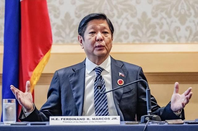 菲方开出第一枪，强划黄岩岛为军演区，中方定性后，解放军放大招_新浪新闻