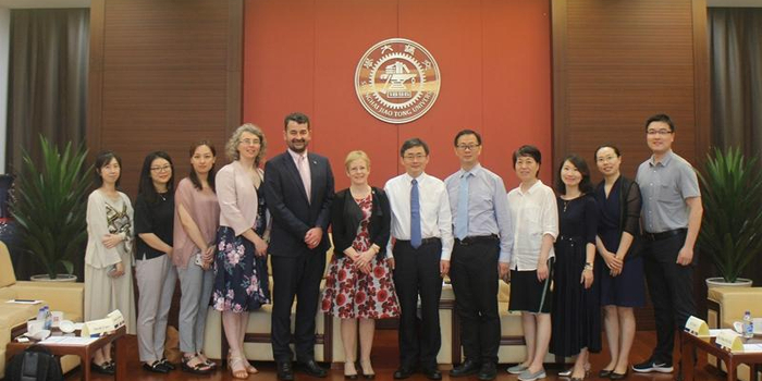 新西兰奥塔哥大学副校长Helen Nicholson一行访问上海交通大学_手机新浪网