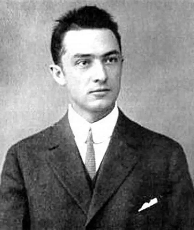 盘点那些超短的英文诗歌：文艺范儿朋友圈必备！|诗歌|意象|陌生人_新浪新闻