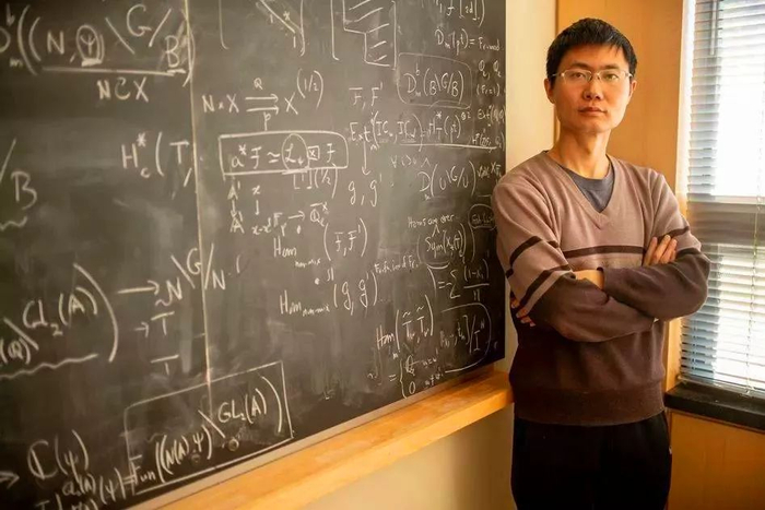 “史上最疯狂的北大数院，看完后忍不住感慨太神了”