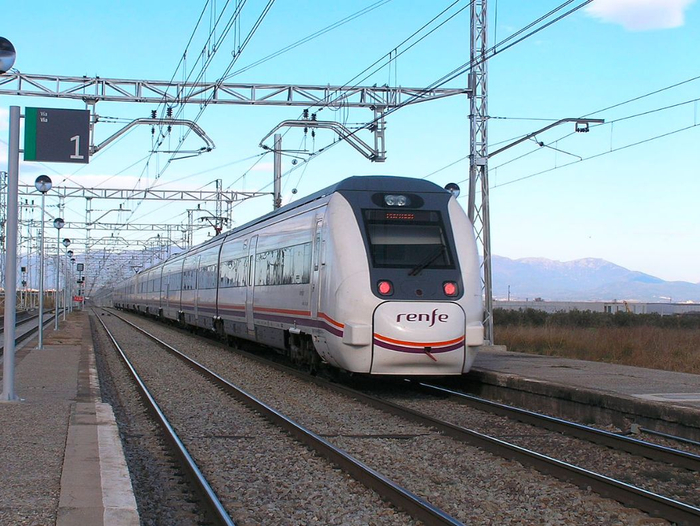 RENFE Class 449 时速160区域通勤动车组(CAF)__财经头条__新浪财经