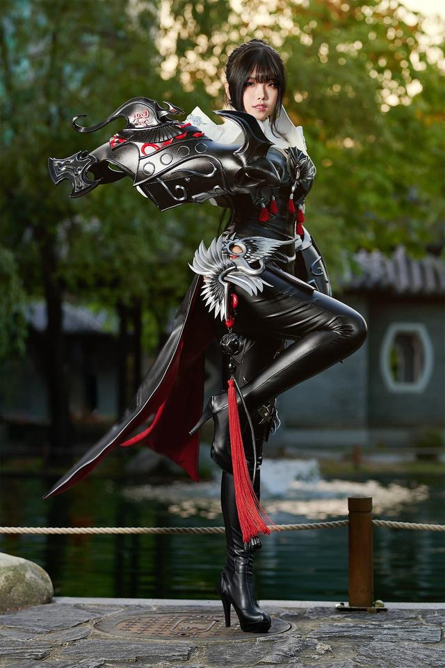 这是我见过DNF最棒的coser，完美还原的四姨|还原|小姐姐|纹身_新浪新闻