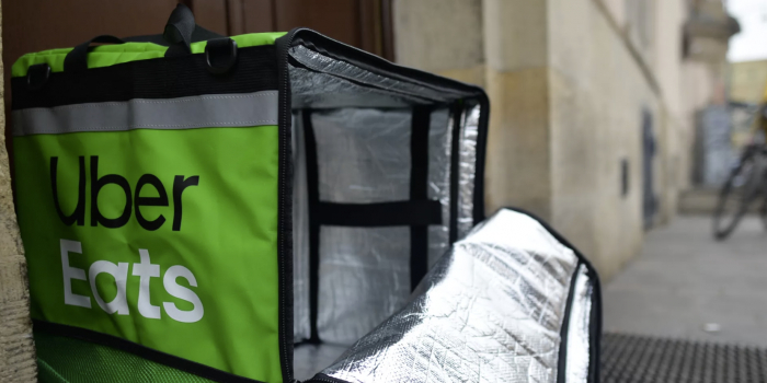 Uber Eats为餐厅添加了应用内捐赠按钮_手机新浪网