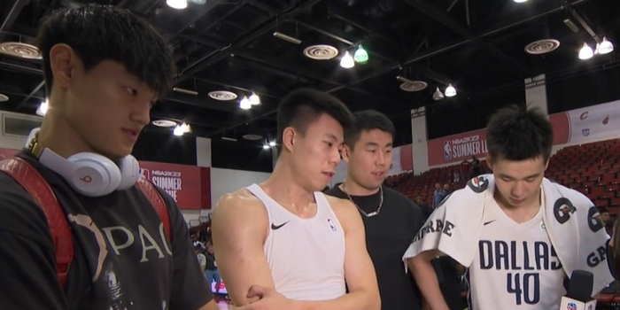 中国新星曾凡博张镇麟郭昊文已经吸引数支NBL球队关注_手机新浪网