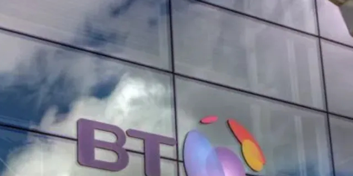 英国电信日子不好过！赔了夫人又折兵，曾是国内最大运营商，如今4万多员工已停工两天_手机新浪网