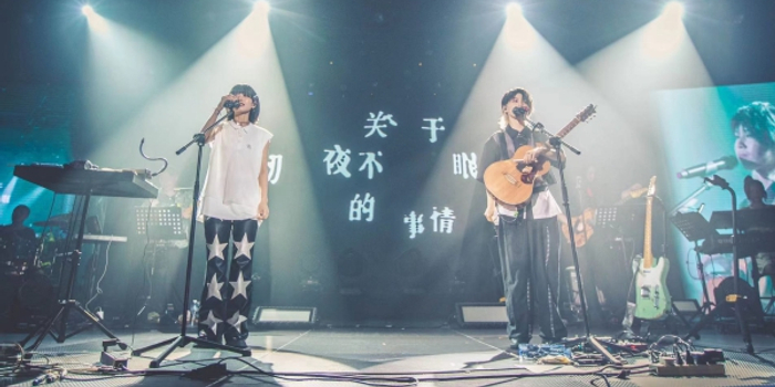 音乐点燃长春的夏夜 “房东的猫”唱作二人组长春开唱_手机新浪网