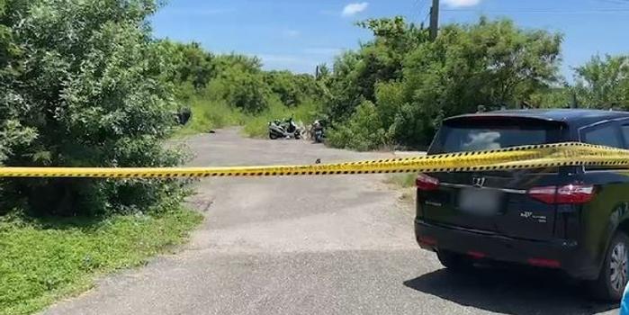 台湾2名警员追捕嫌犯时遇袭 一人疑遭割喉手机新浪网