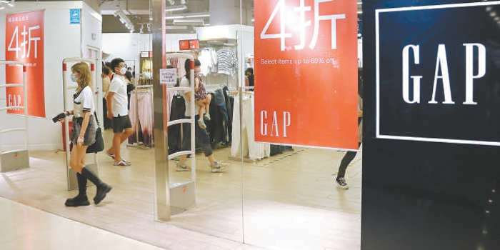 Gap出售大中华区业务：上演“关店潮”收缩实体店_手机新浪网
