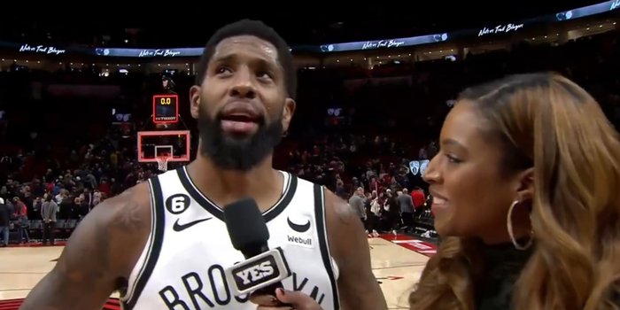 罗伊斯-奥尼尔：这是团队的胜利 赢球需要我们每个人_手机新浪网