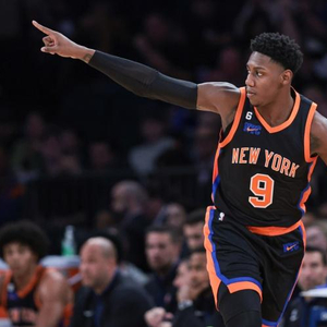 巴雷特谈命中关键三分：我今晚投篮并不好 但准备好了出手那一球_手机新浪网