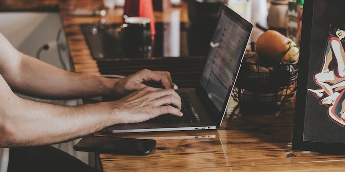 Counterpoint：搭载 Arm 芯片的笔记本电脑市占率将在五年内达到 25%_手机新浪网