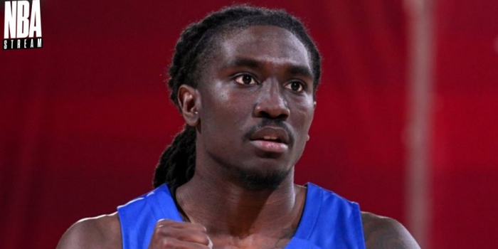 Woj：球队与发展联盟后卫基顿-华莱士签订一份双向合同_手机新浪网