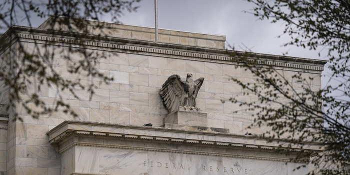 美联储的新工具BTFP是什么，它在重启量化宽松吗？_手机新浪网