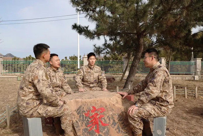 同心同力“龙宫”暖，聚气聚情向深蓝_新浪军事_新浪网