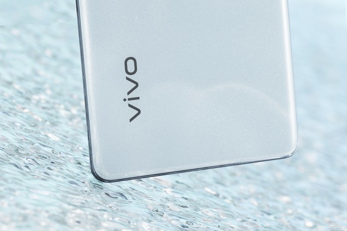 vivo S17，一枚颜值高、且拍照好看的不二之选_手机新浪网