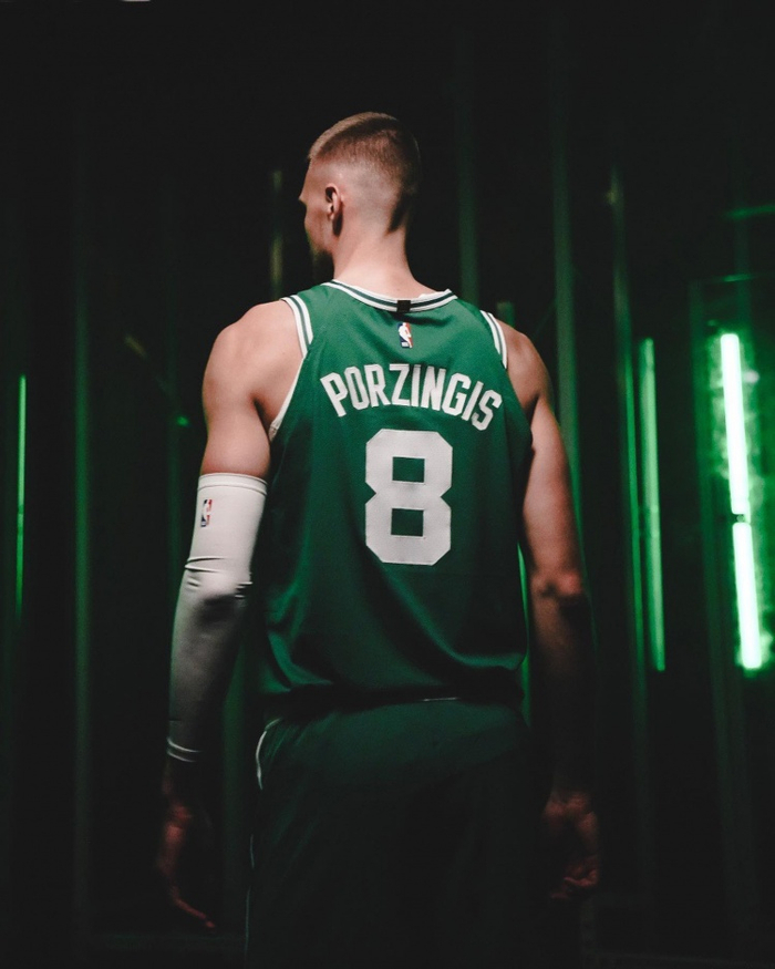 🍀绿衫军出击！凯尔特人晒新赛季定妆照：双探花 波津等在列_手机新浪网