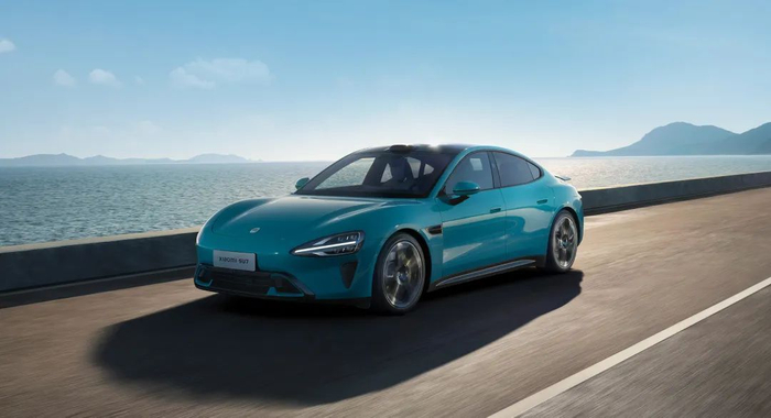 小米汽车SU7今晚刷屏！售21.59万起，5000台创始版被秒空！|小米|创始|发布会_新浪新闻