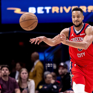 CJ-麦科勒姆谈失利：就是投篮没进 我会继续努力的_手机新浪网