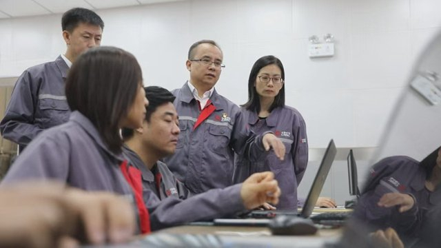 让中国速度跑得更快更稳 ——中车长客CR450BF动车组的“无人区”探索|动车组|长春市|客车_新浪新闻