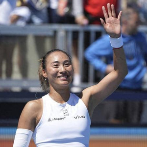 WTA迈阿密站|12记ACE球送走对手，郑钦文即时排名重回第八_手机新浪网