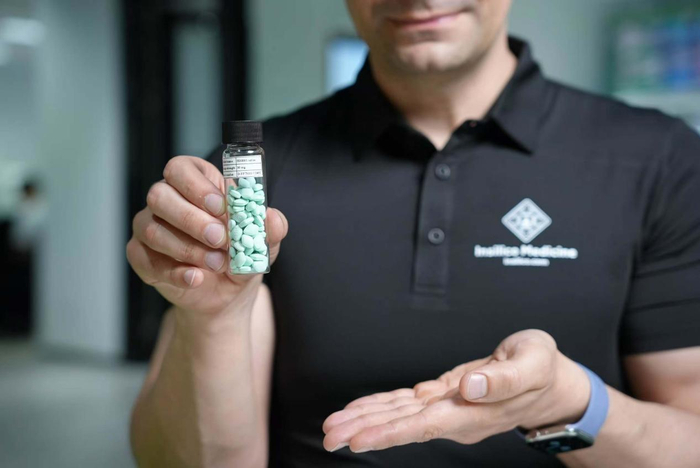 “AI4Science”的苏州工业园区实践｜英矽智能：以AI大模型构建药物研发新范式_手机新浪网