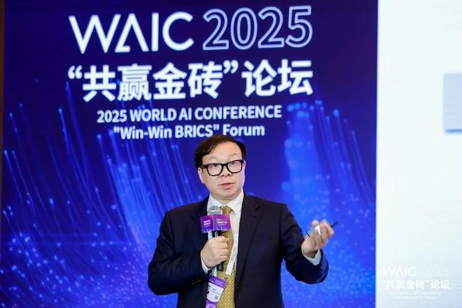 优刻得 CEO 季昕华：主权 AI 价值凸显，中立云 UCloud 如何躬身入局？|优刻得|季昕华|主权_新浪新闻