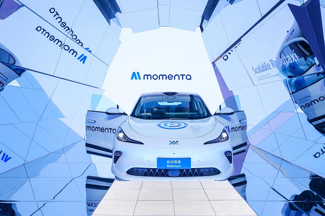 Momenta与BBA达成合作背后，是一场智驾领域的“豪车严选”竞赛|智能驾驶|豪车_新浪新闻