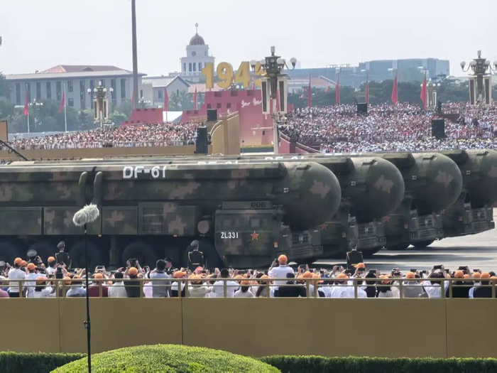 东风61，到底是什么神兵利器？|东风|弹道导弹|神兵_新浪新闻