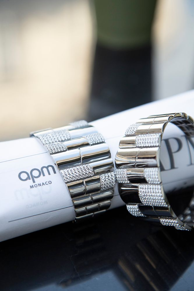 铭刻时光的摩登叙事，APM Monaco 2025全新秋季系列献礼金秋|罗马_新浪新闻