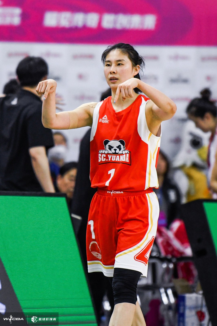 新赛季WCBA球队主场盘点：5队更换主场 四川女篮迁至富顺县_抓站_新浪竞技风暴_新浪网