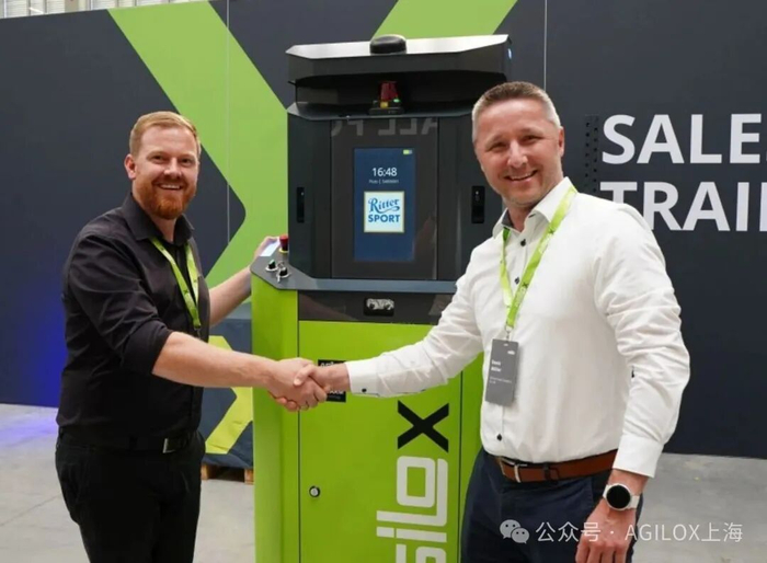 当自动化科技与巧克力甜蜜邂逅！|AMR|移动机器人|机器人|日上|生产线_新浪新闻