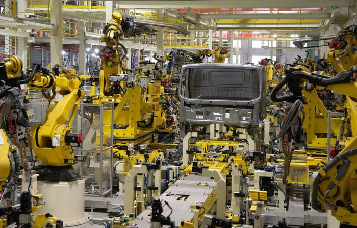 【快讯】“重庆造”氢能重卡独闯天山赋能疆煤外运|新疆|庆铃汽车|氢燃料电池|张锦|商用车_新浪新闻