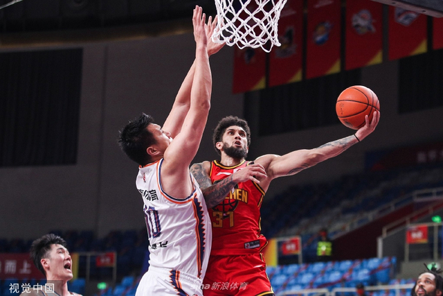 [CBA]上海103-99深圳结束五连败 王哲林17+10_新浪图片