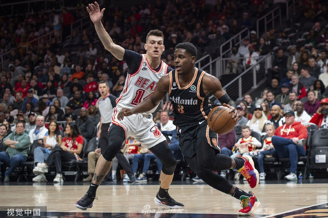 [NBA]老鹰121-113热火 特雷·杨24分_新浪图片