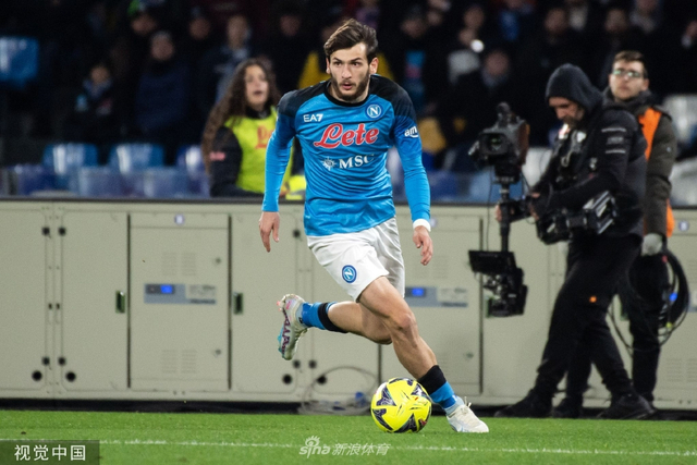 [意甲]那不勒斯2-1罗马 小西蒙尼绝杀_新浪图片