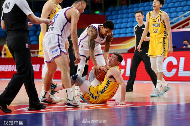 [CBA季前赛]广厦97-92天津_新浪图片