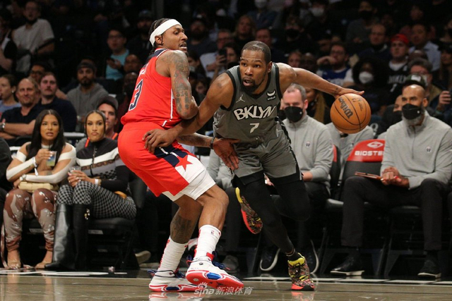 太阳交易得到比尔组三巨头_新浪图片