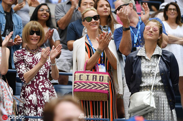 时尚女魔头温图尔观战费德勒_新浪图片