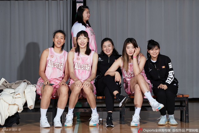 WCBA全明星赛官方写真拍摄花絮_新浪图片