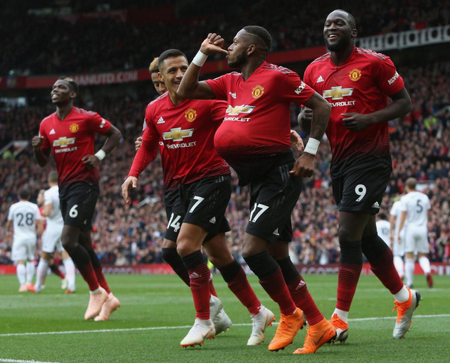 曼联官方40张照片回顾赛季_新浪图片