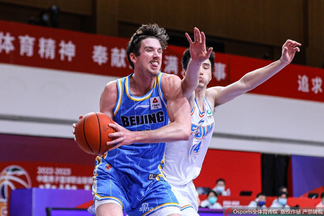 [CBA]北京首钢123-81大胜福建 曾凡博30分_新浪图片