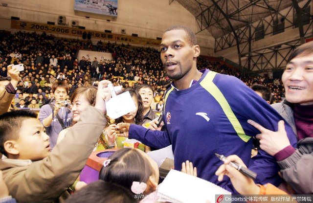 中国篮球考古系：“全能战士”罗德·格里格尔_新浪图片