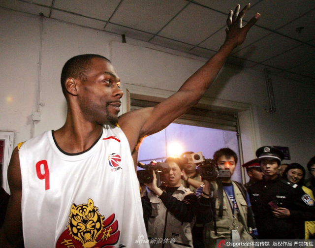 中国篮球考古系：“全能战士”罗德·格里格尔_新浪图片