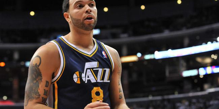 德隆确认将加盟骑士 昔日全明星控卫联手詹皇_手机新浪网