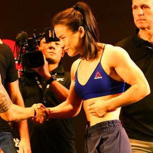 张伟丽UFC冠军含金量十足 两原因说明其无与伦比_手机新浪网